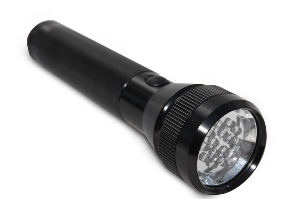 Best flash light | Challenge News Inc